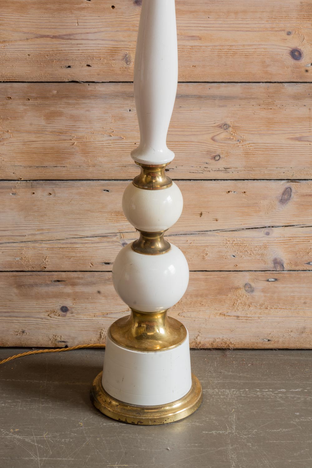 1970S Standing Lamp #5423 - Retrouvius