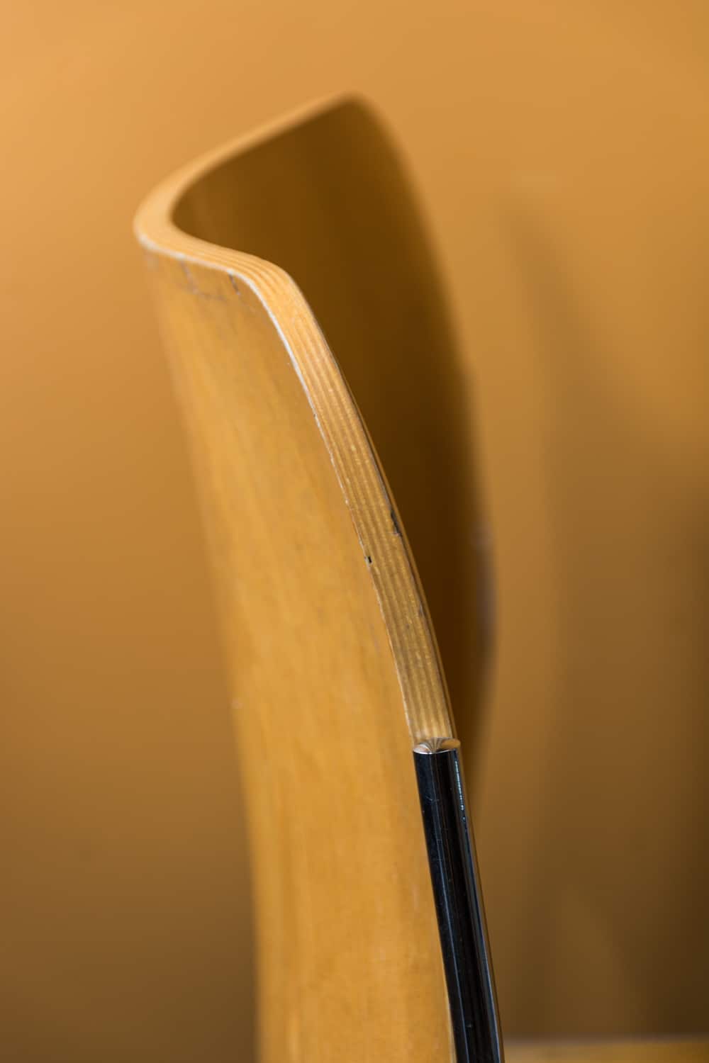 40/4 David Rowland Stacking Chairs #8669 - Retrouvius