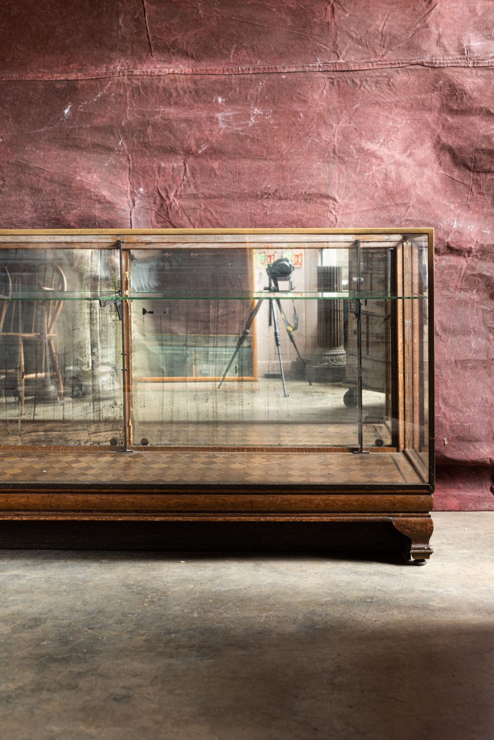 Antique Shop Display Cabinet #8747 - Retrouvius
