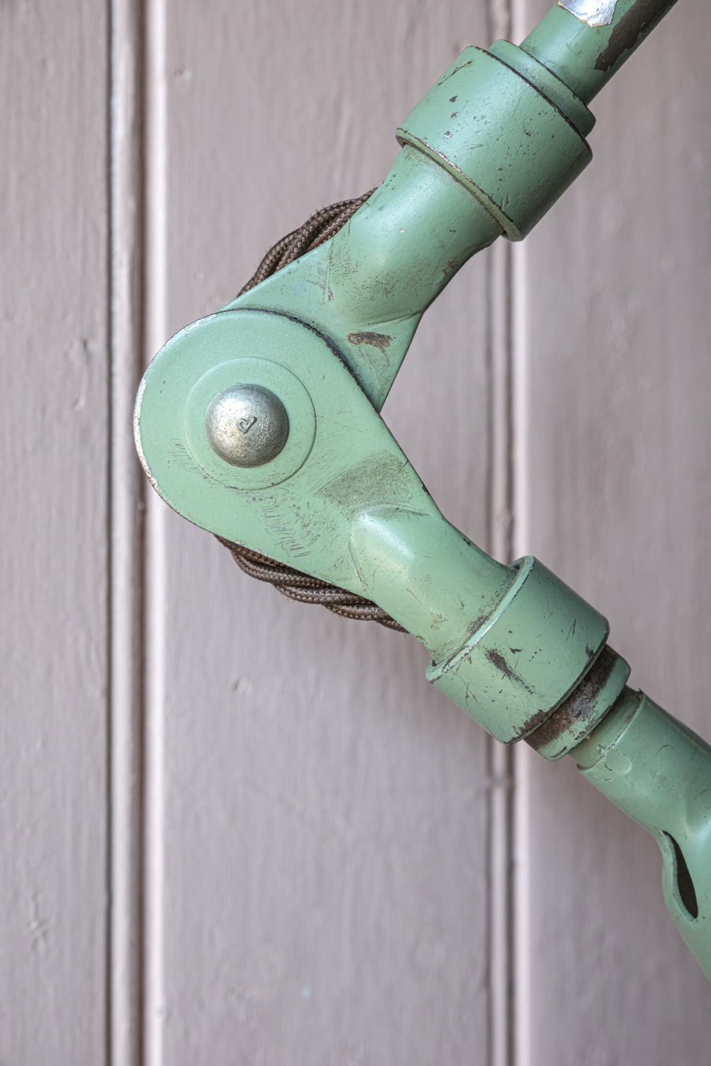 Articulated wall/desk light #8157 - Retrouvius