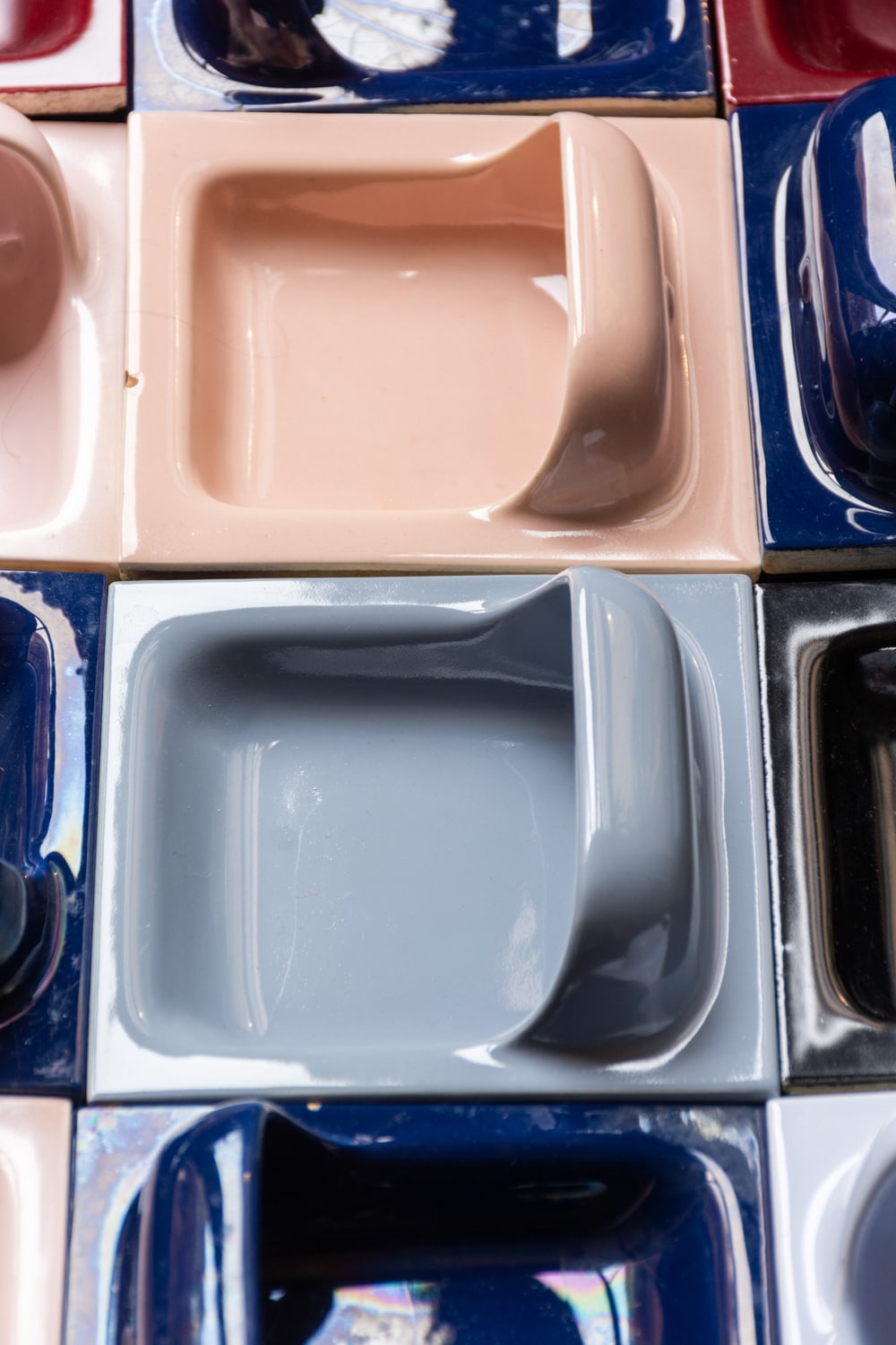 Batch Of Blue-Red Vintage Soap-Dish Tiles #4671 - Retrouvius