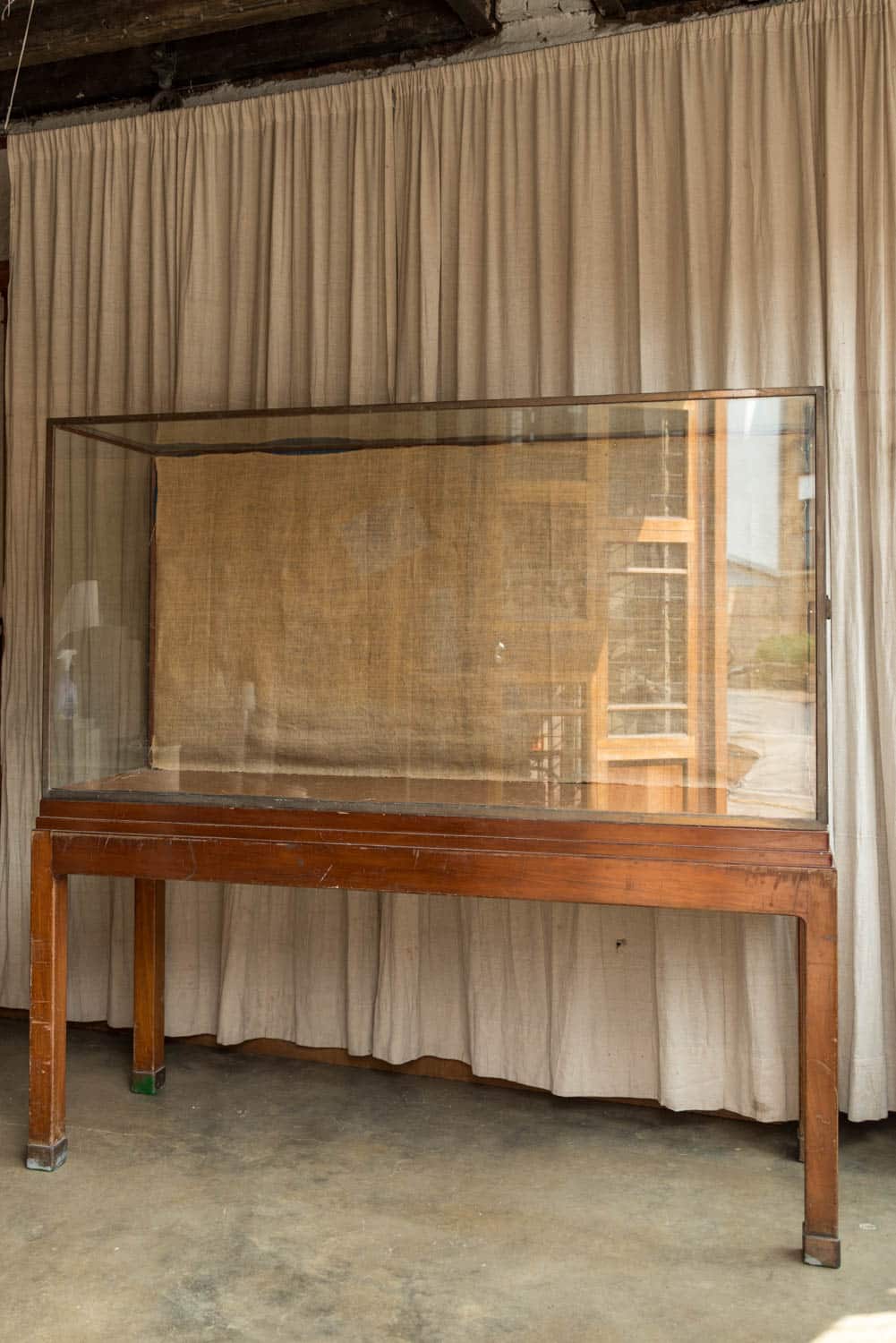 Brass Museum Display Case #1016 - Retrouvius