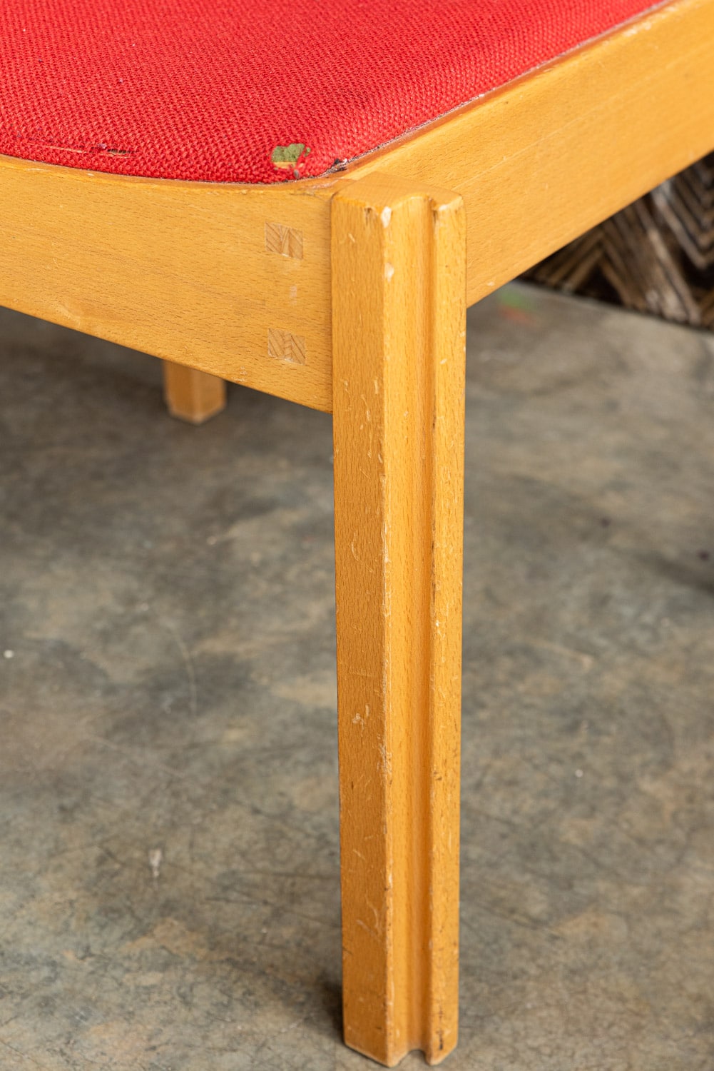 Clive Bacon Interlocking Chairs #8318 - Retrouvius