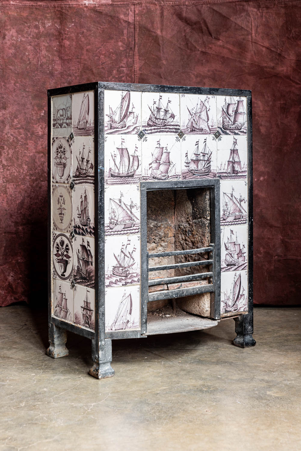 Dutch Tile Stove #8926 - Retrouvius
