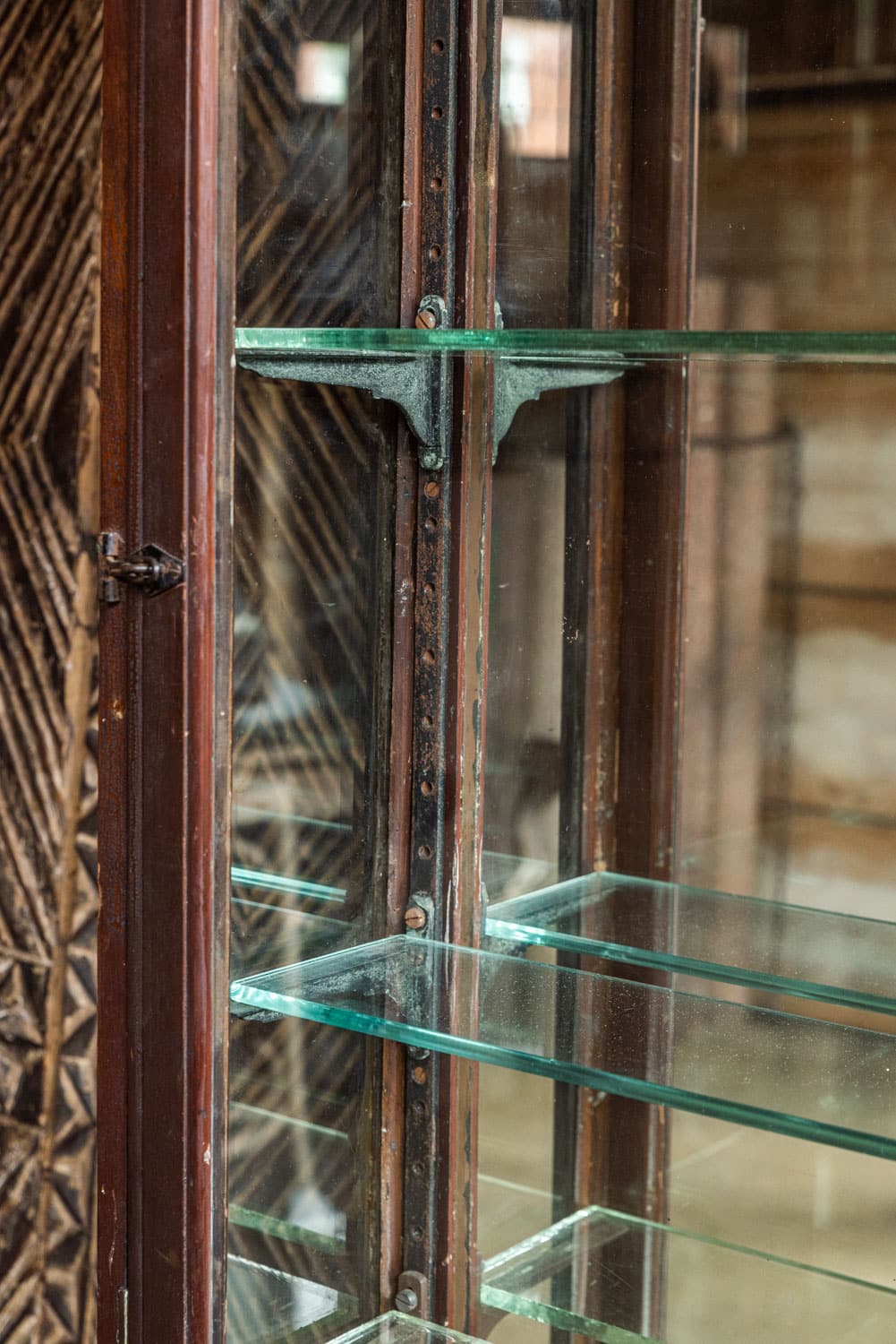 Edwardian Shop Display Cabinet #8323 - Retrouvius