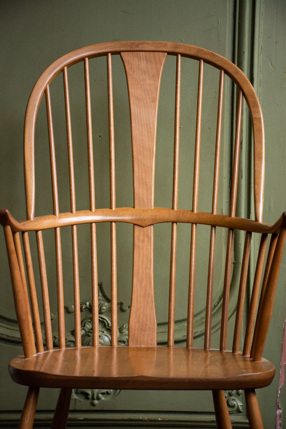 Ercol Chair Maker’S Chair #6404 - Retrouvius