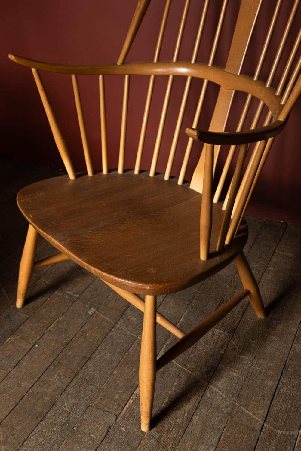 Ercol Chairmakers Windsor Chair #9713 - Retrouvius