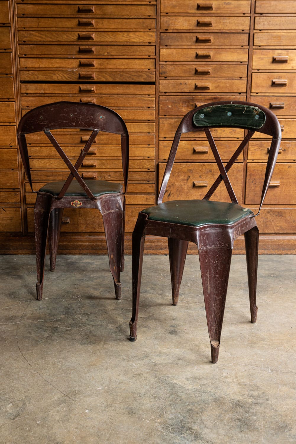 Evertaut Metal Stacking Chairs #8756 - Retrouvius