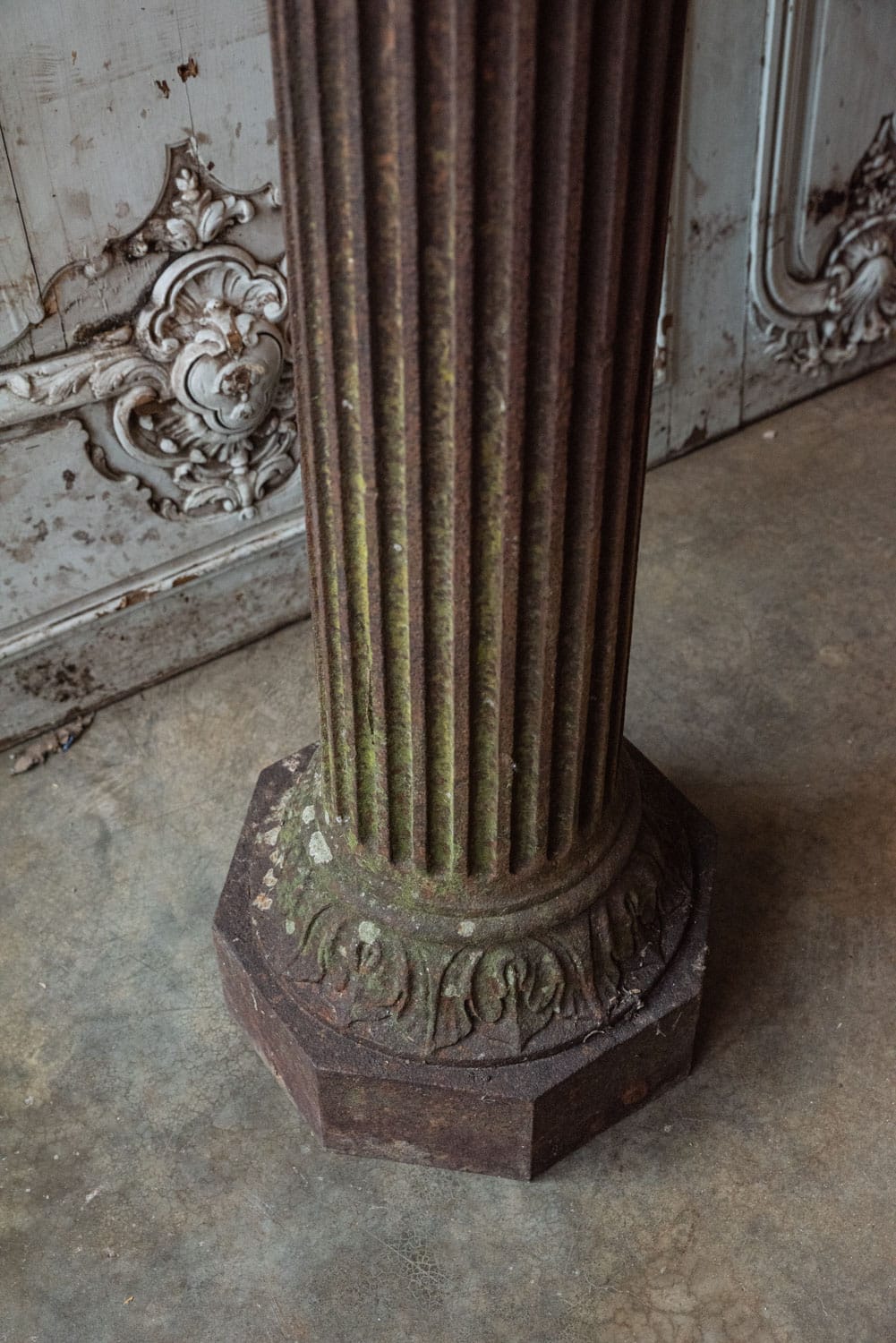Reclaimed Fluted Iron Column #6414 - Retrouvius