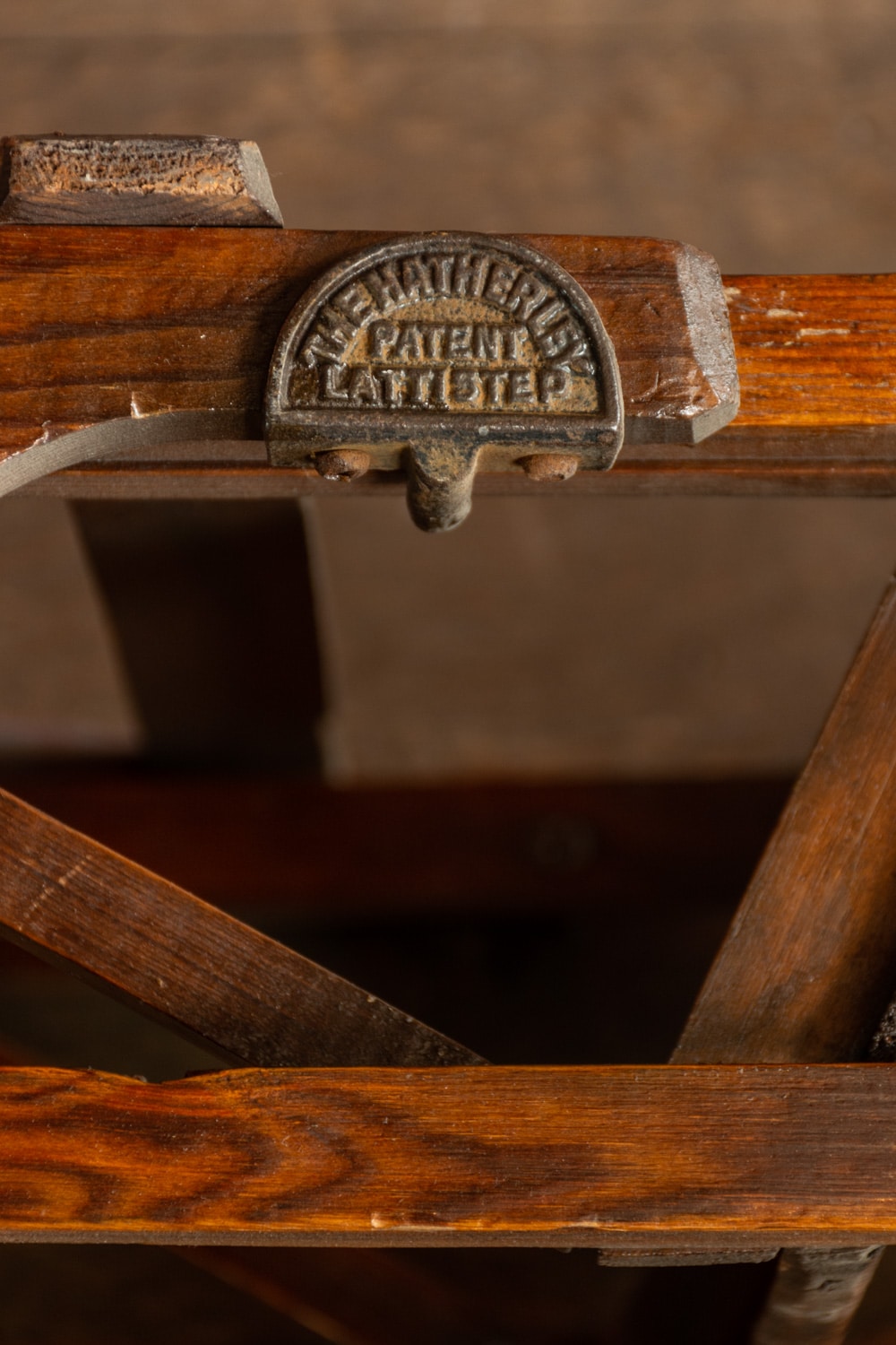 Folding Display Ladder #6871 - Retrouvius