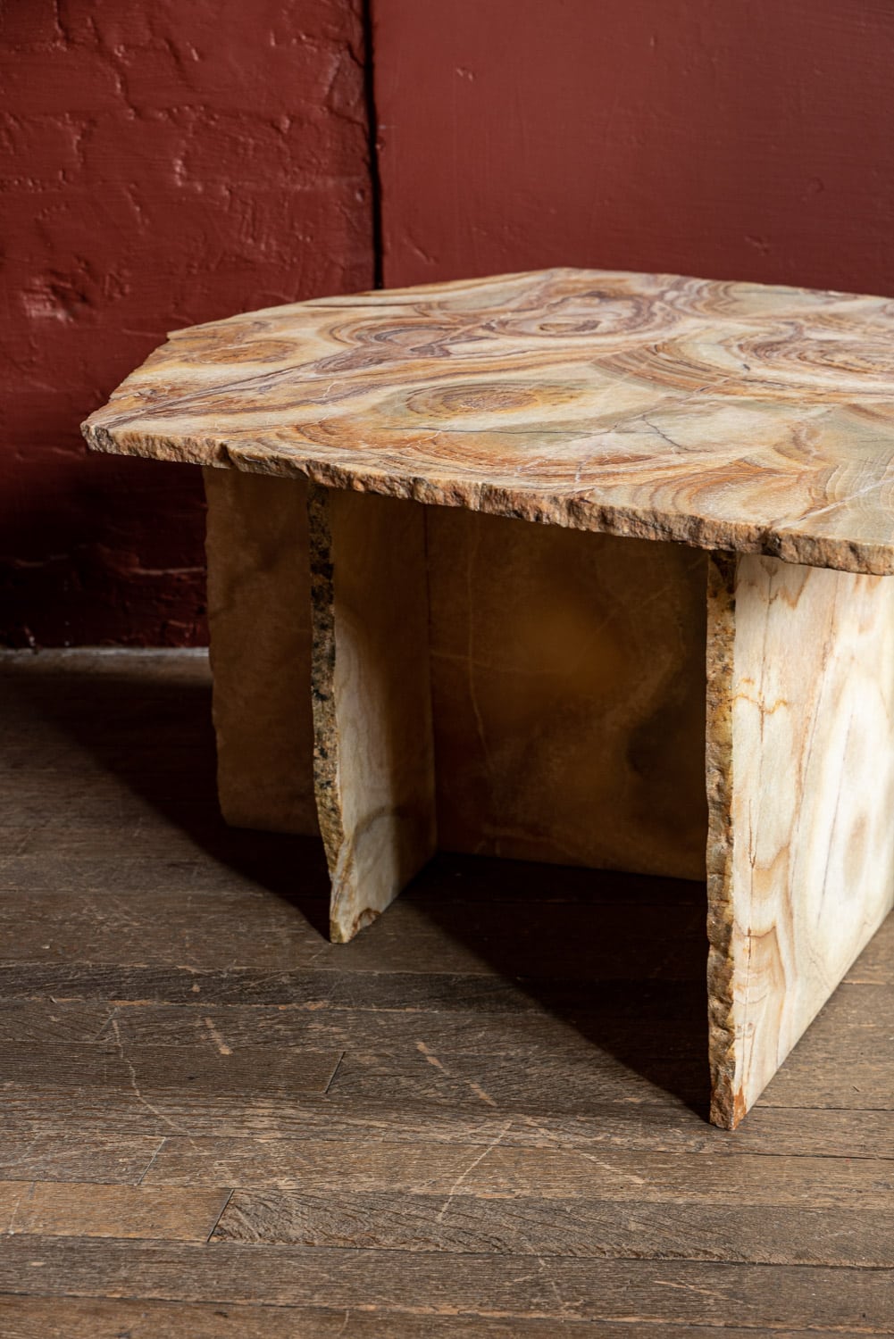 Free Form Onyx Side Table #8296 - Retrouvius