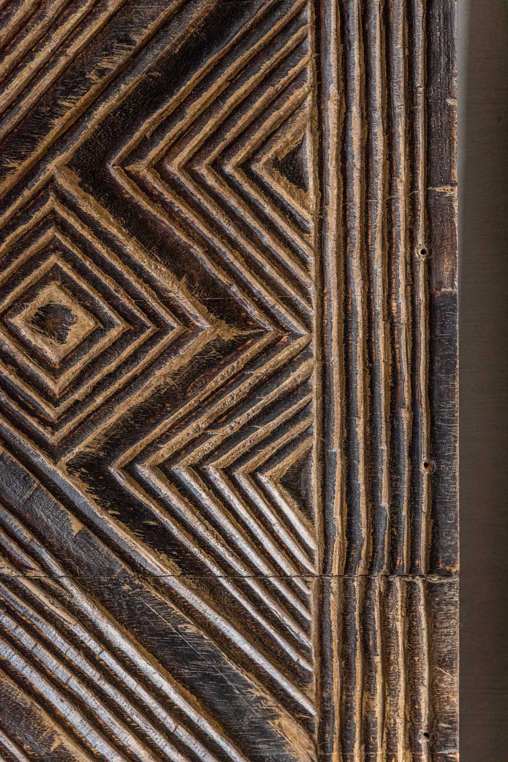 Hand-carved Geometric Panels / Sq M #8320 - Retrouvius