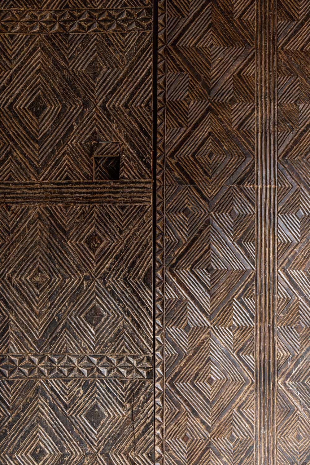 Hand-carved Geometric Panels / Sq M #8320 - Retrouvius