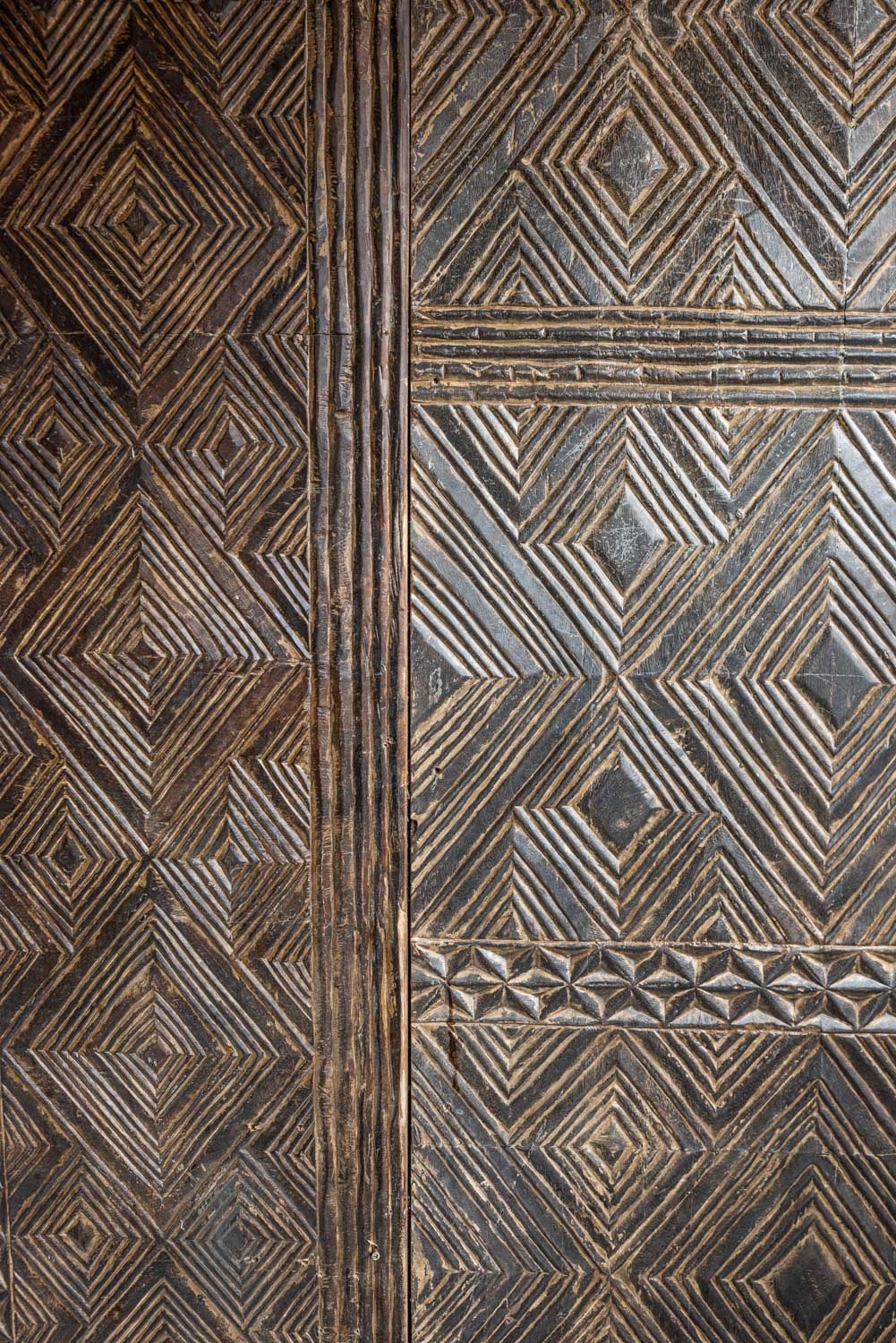 Hand-carved Geometric Panels / Sq M #8320 - Retrouvius