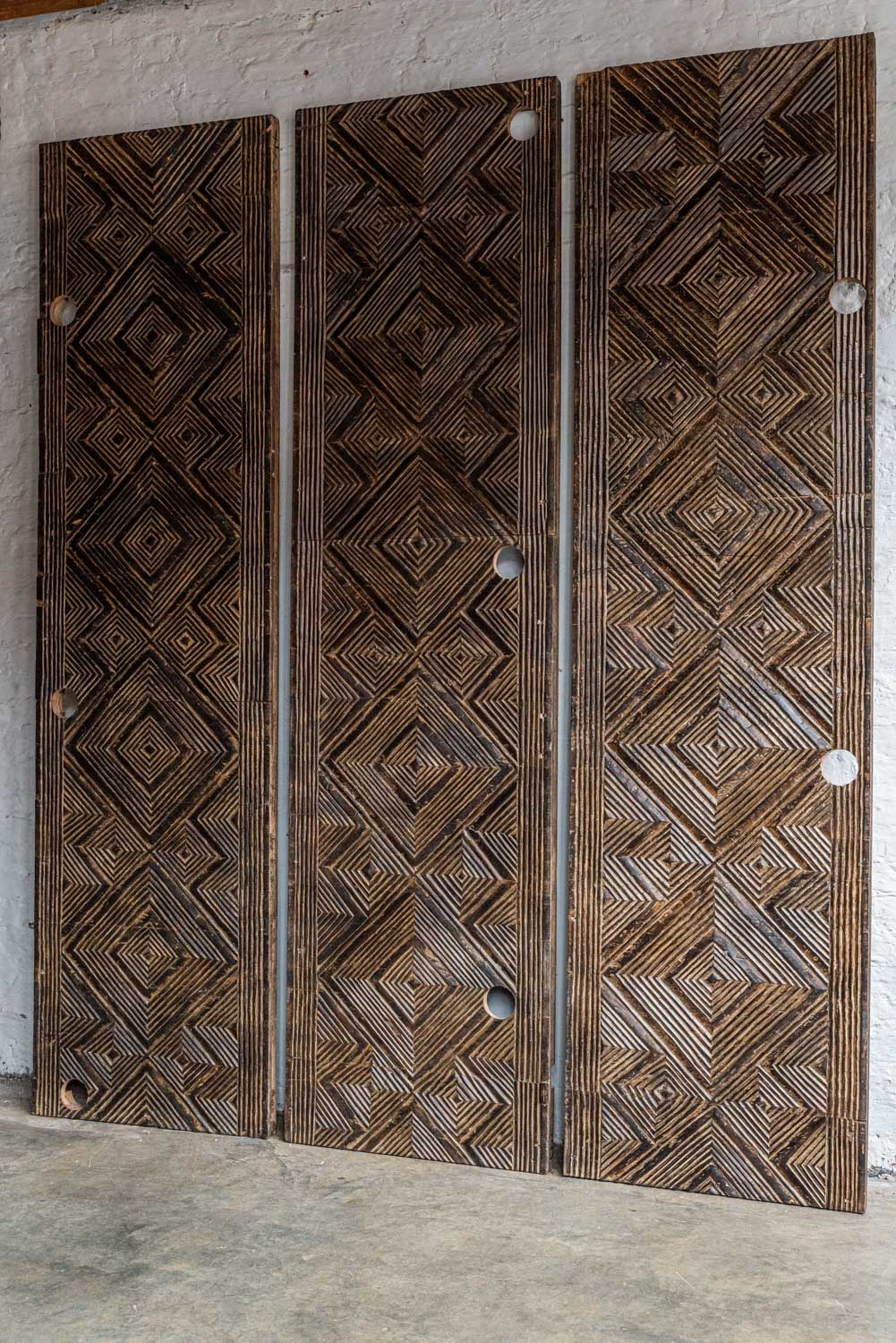 Hand-Carved Geometric Panels #6783 - Retrouvius