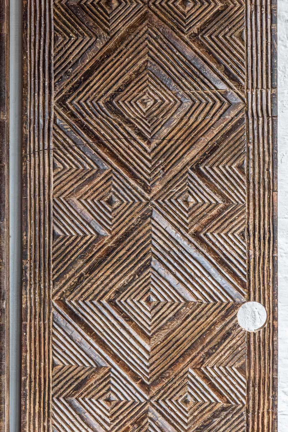 Hand-Carved Geometric Panels #6783 - Retrouvius