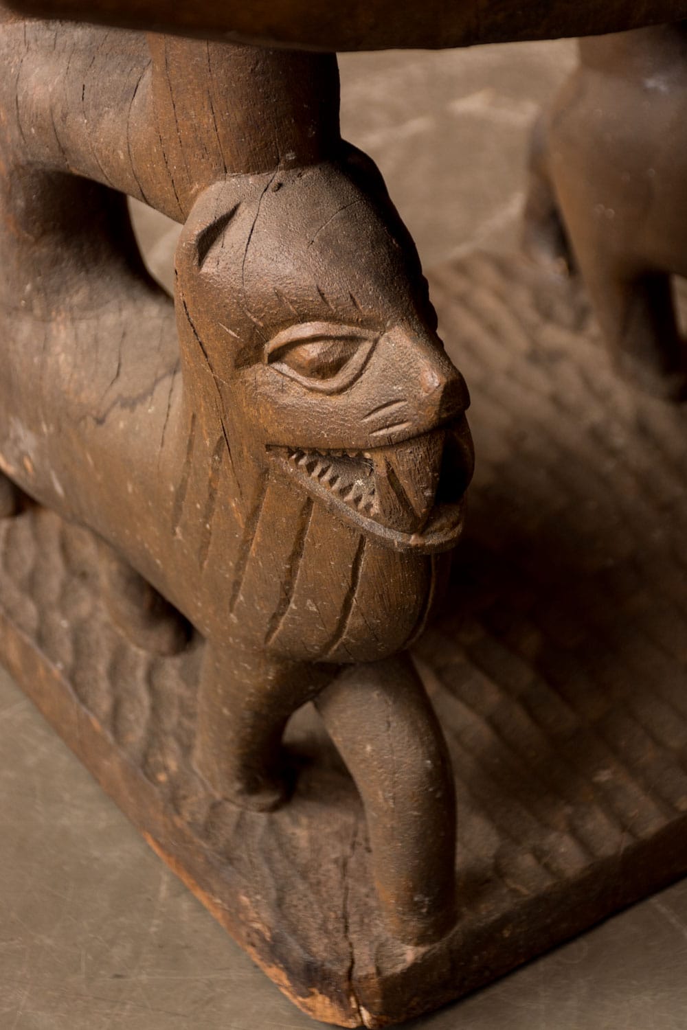 Hand-carved West African Tribal Throne #9594 - Retrouvius