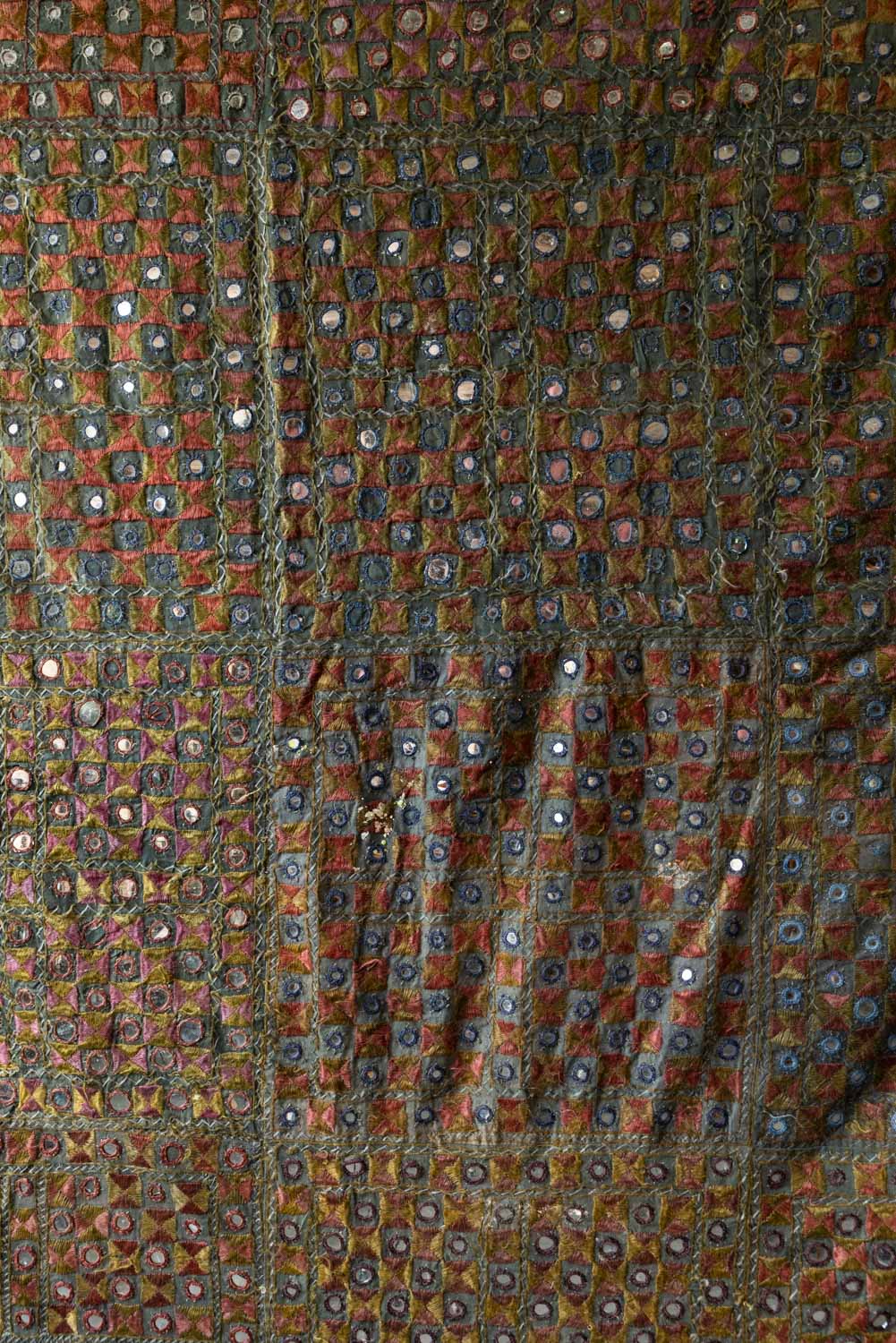 Indian Mirror Textile #9127 - Retrouvius
