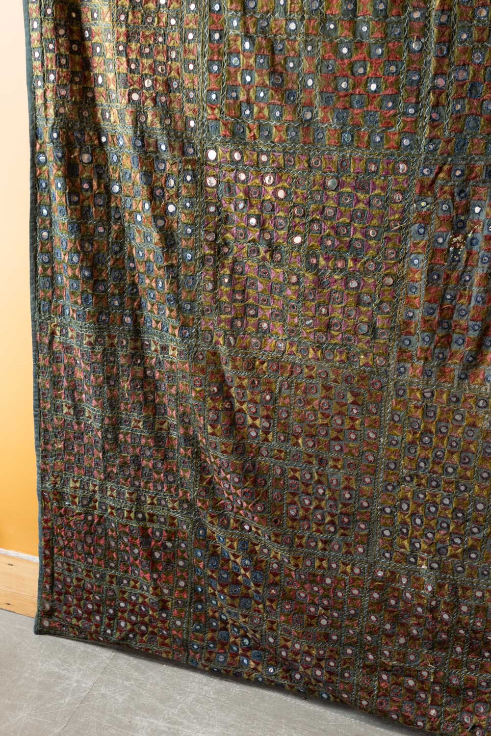 Indian Mirror Textile #9127 - Retrouvius