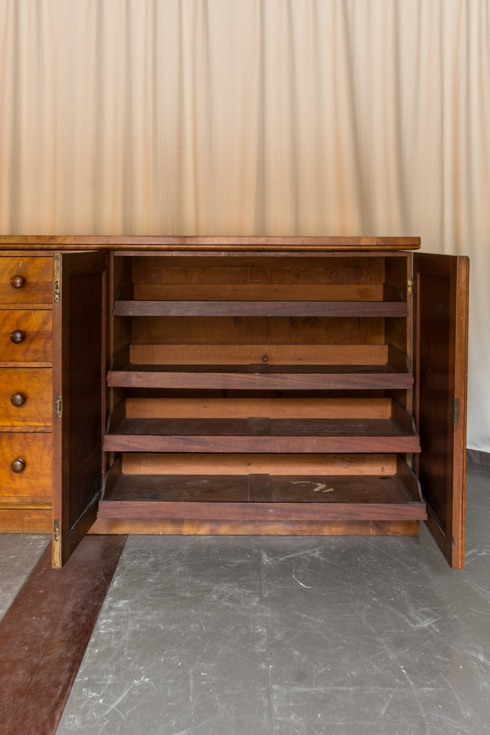 Large Scale Heal & Son Unit #9581 - Retrouvius