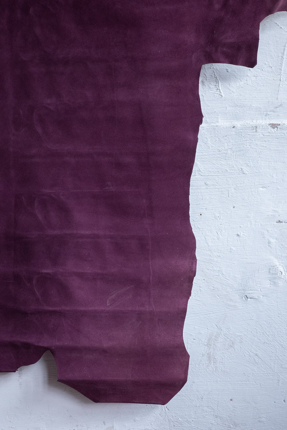 Leather Hide – Prune Suede #6689 - Retrouvius