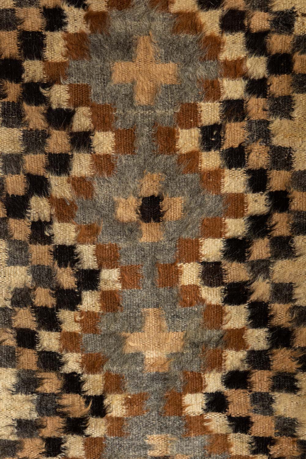 Long Geometric Runner #8108 - Retrouvius