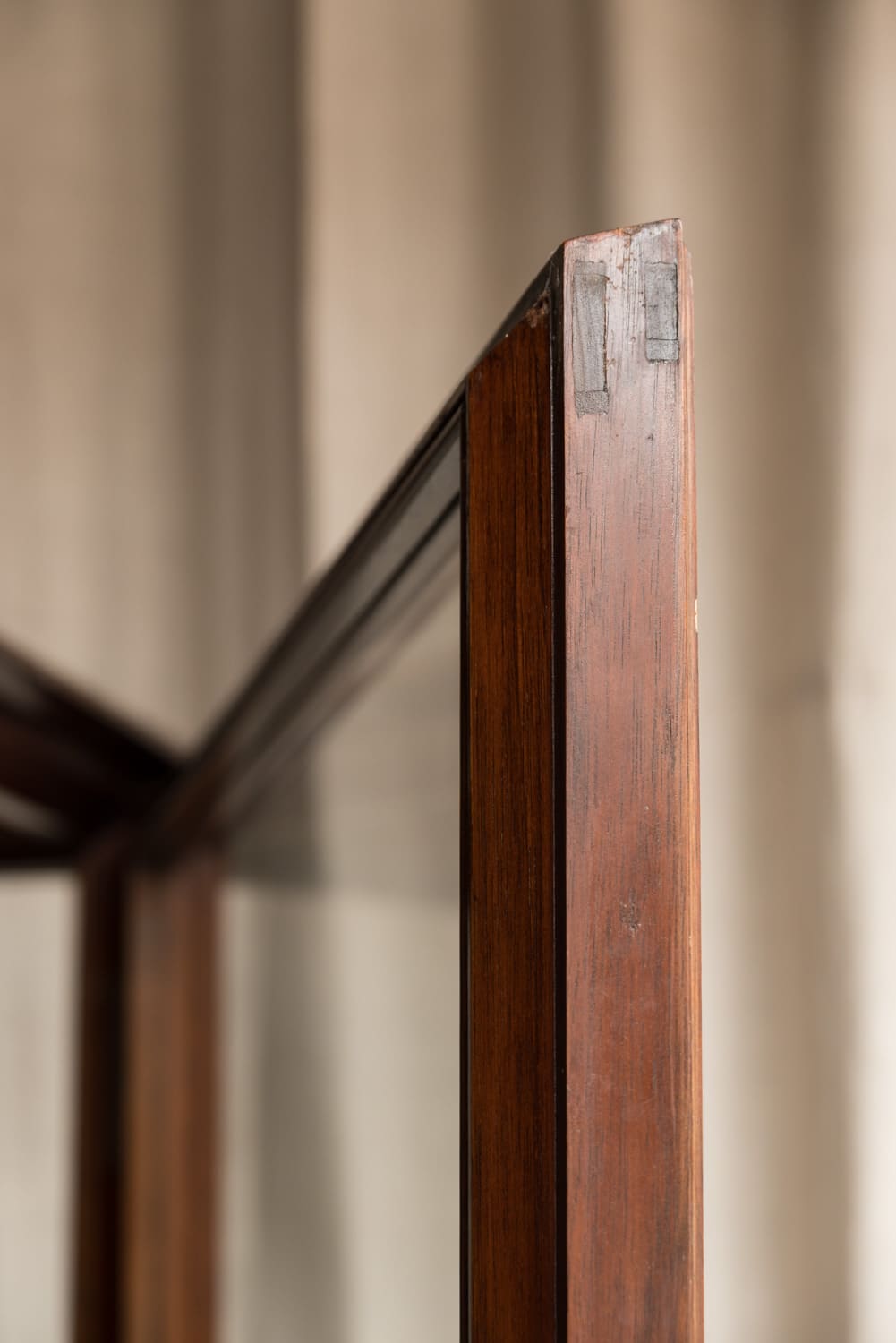 Mahogany Museum Display Case #1000 - Retrouvius