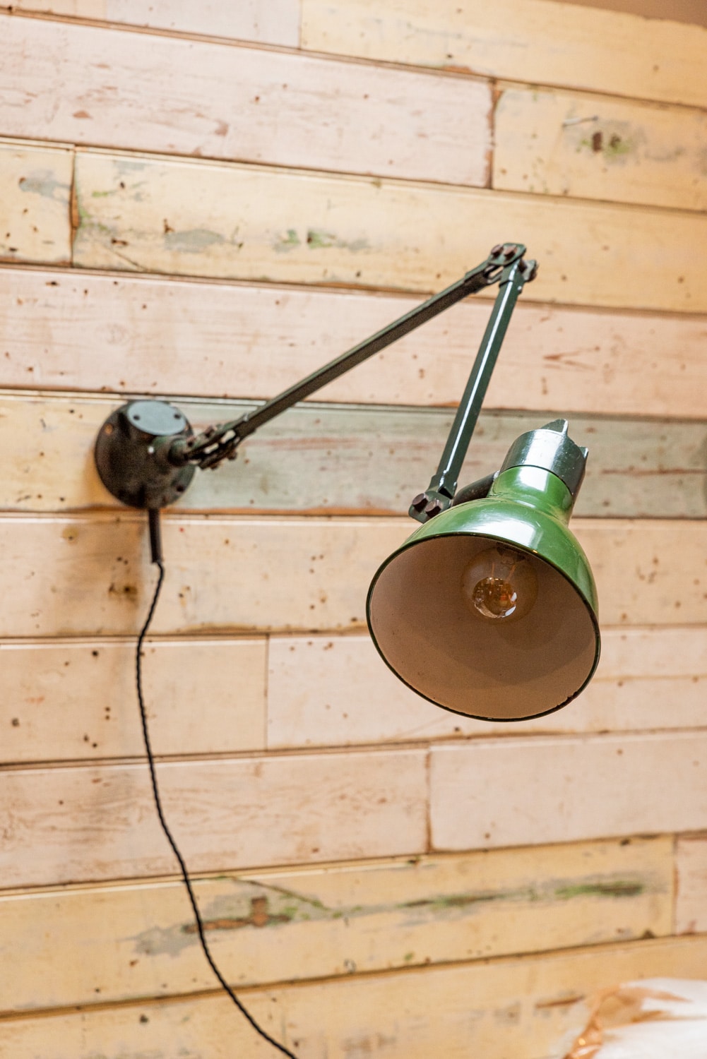 Mek Elek Industrial Task Light #8305 - Retrouvius