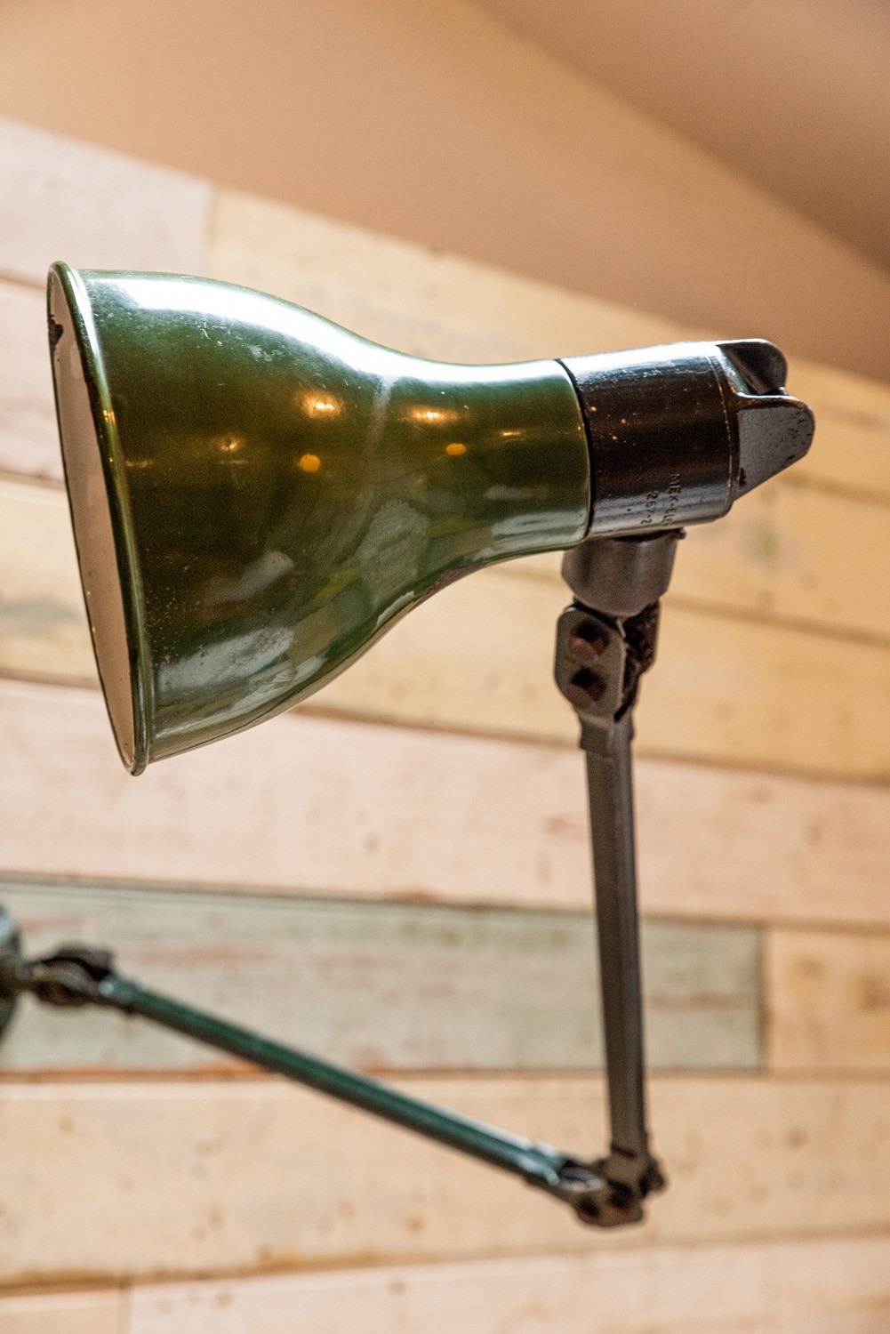 Mek Elek Industrial Task Light #8305 - Retrouvius