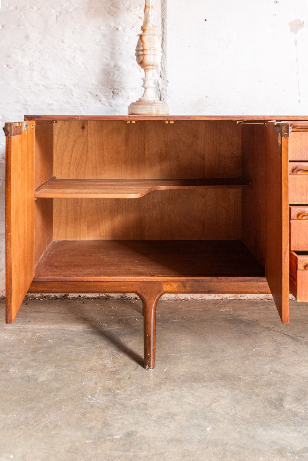 Midcentury Mcintosh Sideboard #8856 - Retrouvius