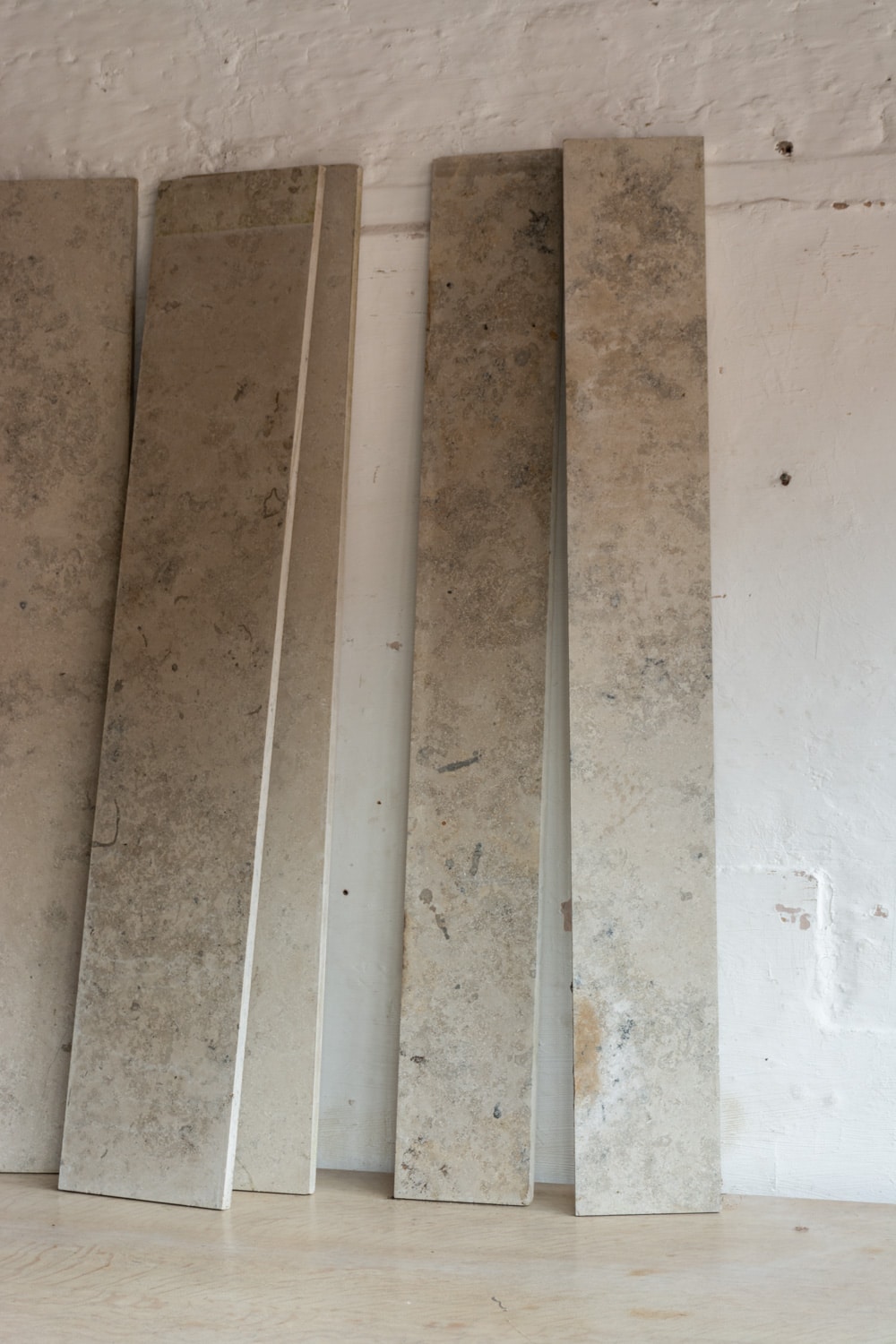 Narrow Limestone Slabs #6348 - Retrouvius