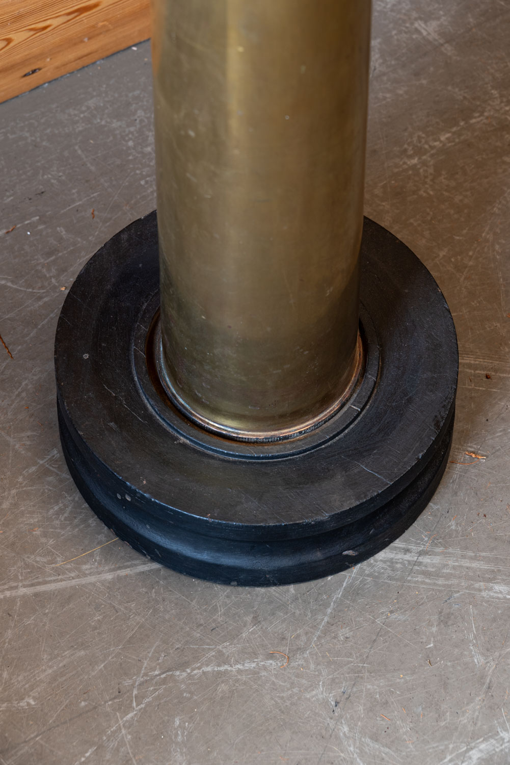 Naval Shell Stick Stand #1304 - Retrouvius