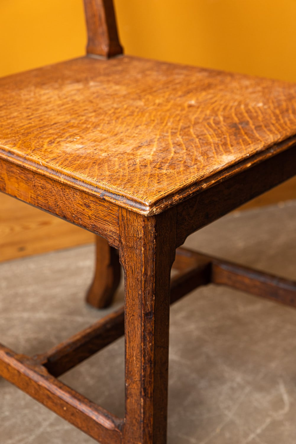 Oak Pugin Chair #8516 - Retrouvius