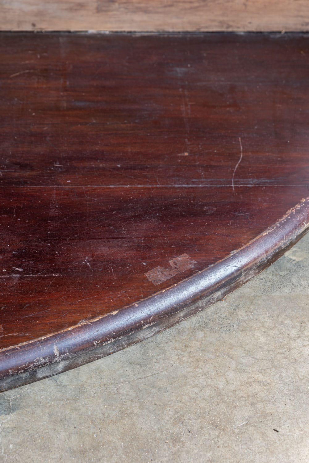 Oversized Circular Table Top #9011 - Retrouvius