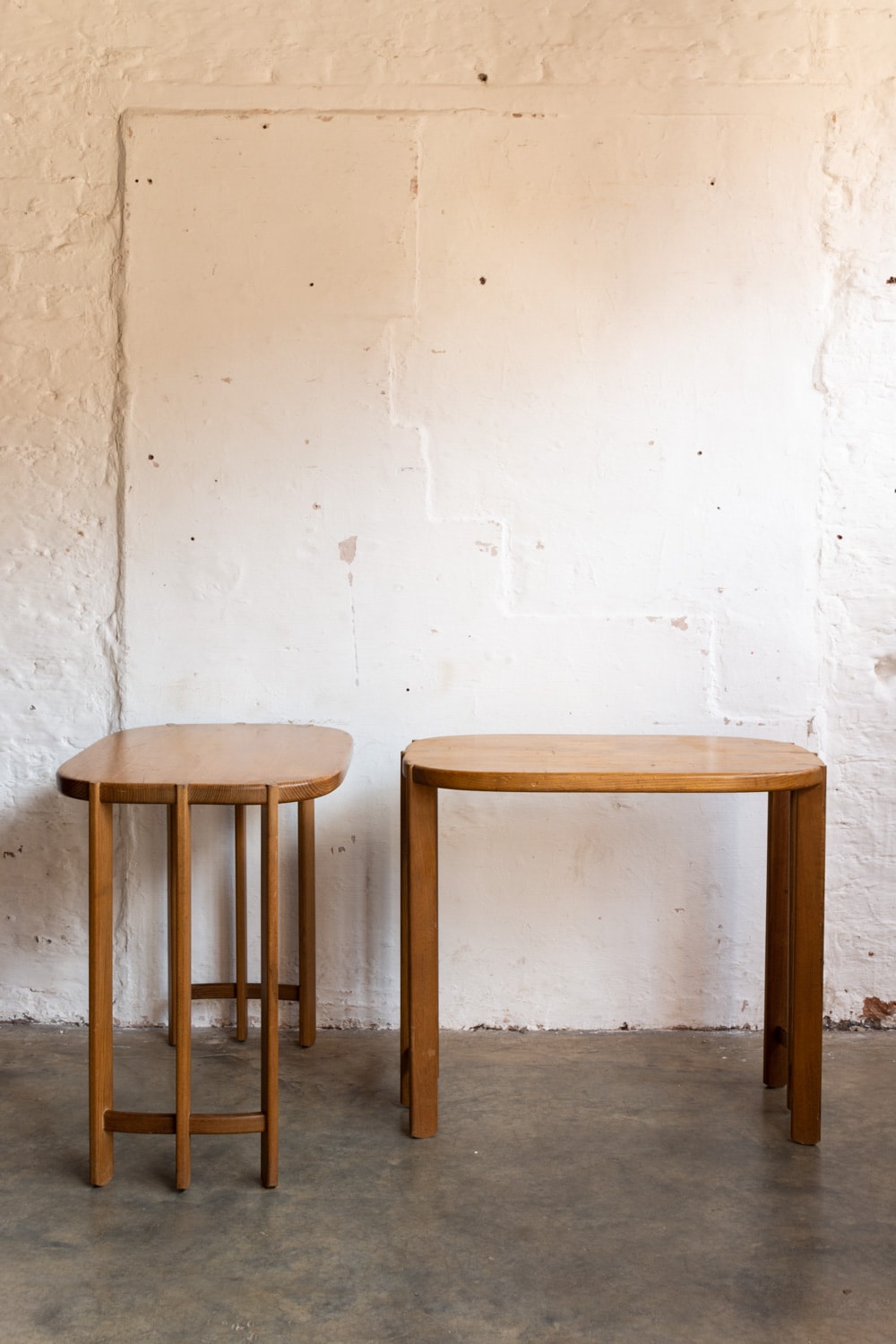 Pair of Swedish side tables - Retrouvius