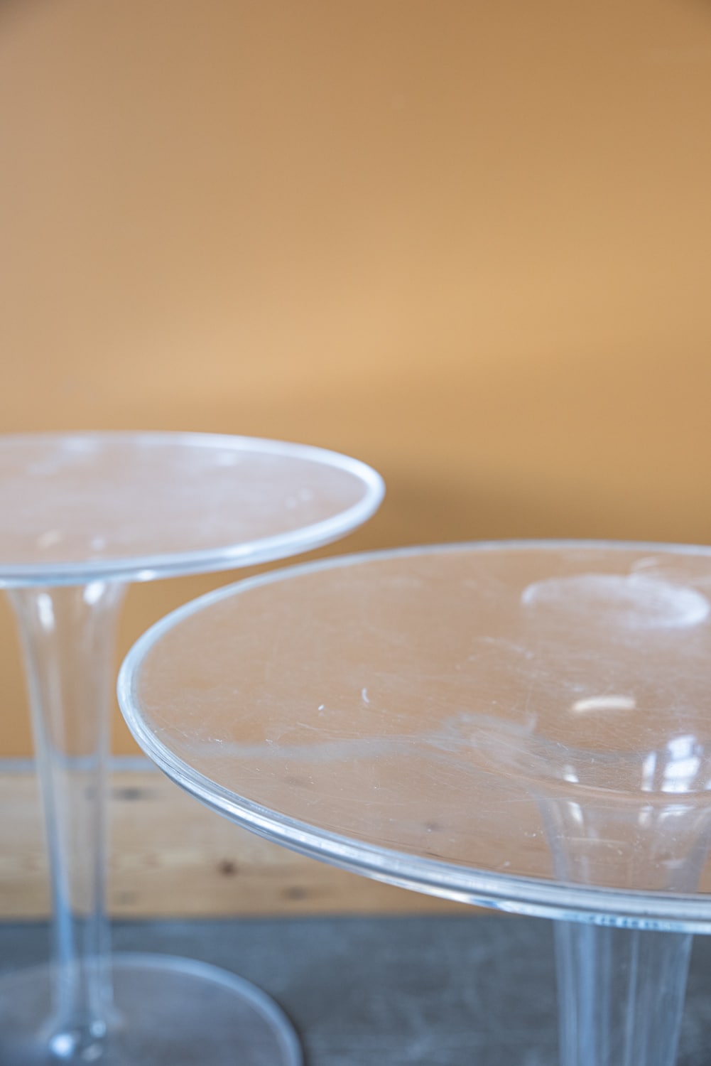 Perspex Side Tables #6569 - Retrouvius