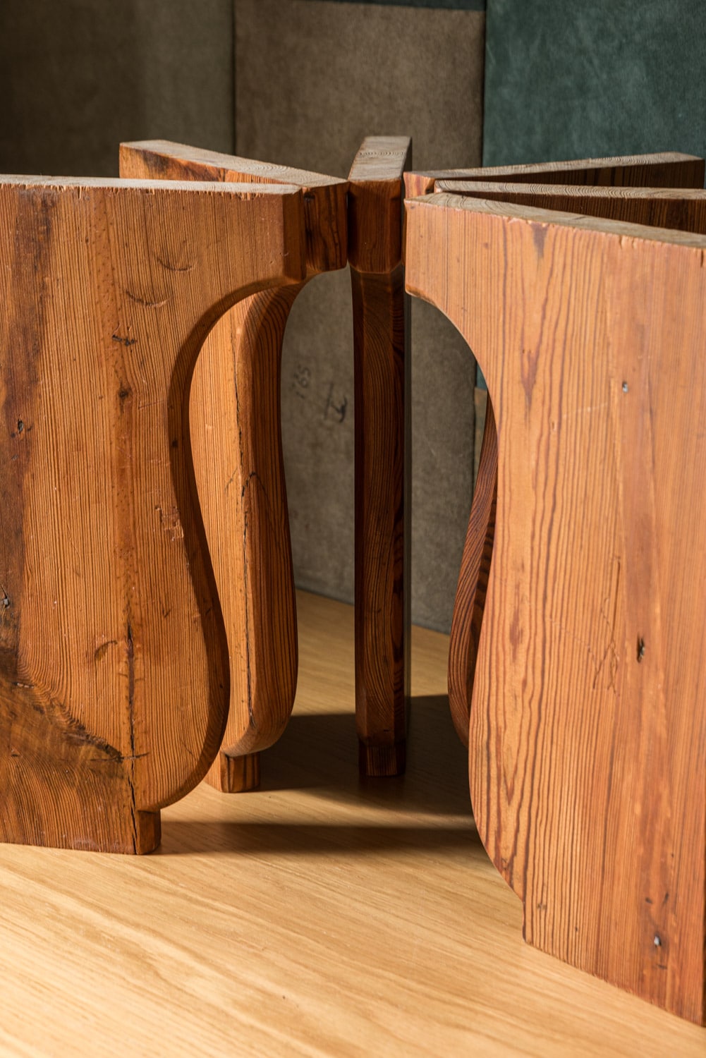 Pitched Pine Brackets #8861 - Retrouvius