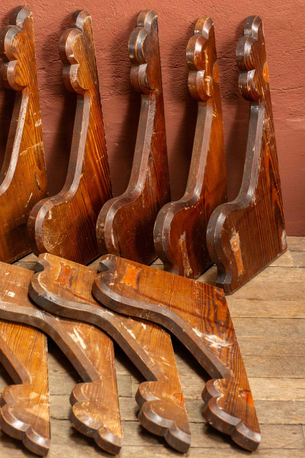 Reclaimed Church Pew Brackets #9326 - Retrouvius