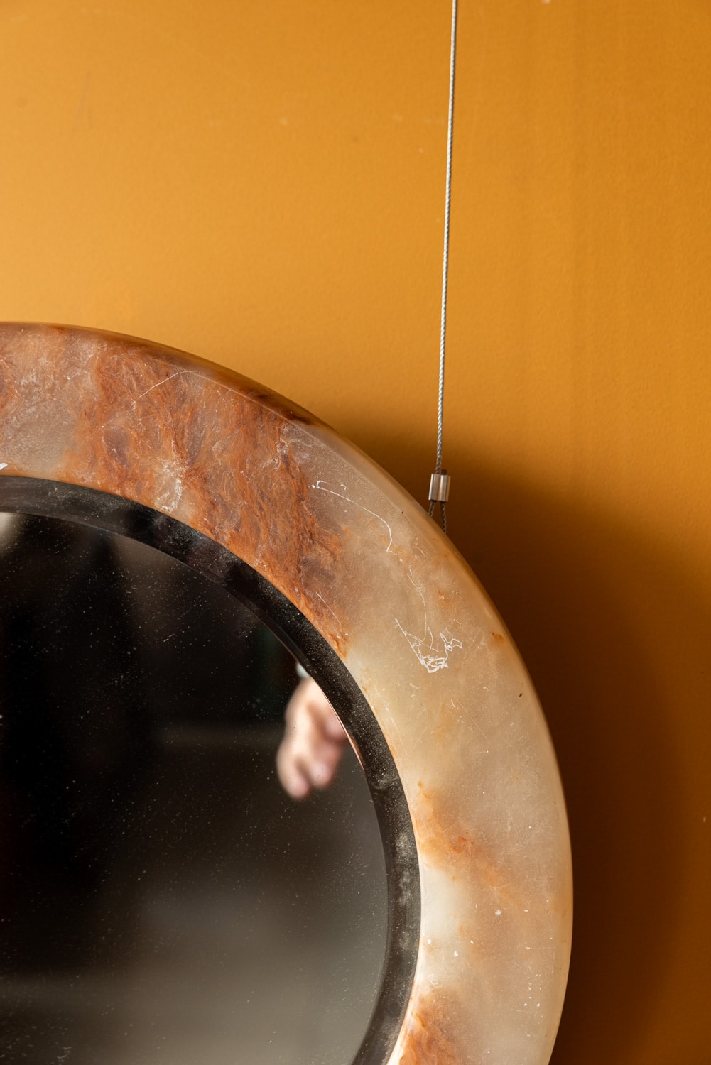 Round Alabaster Mirror #9122 - Retrouvius