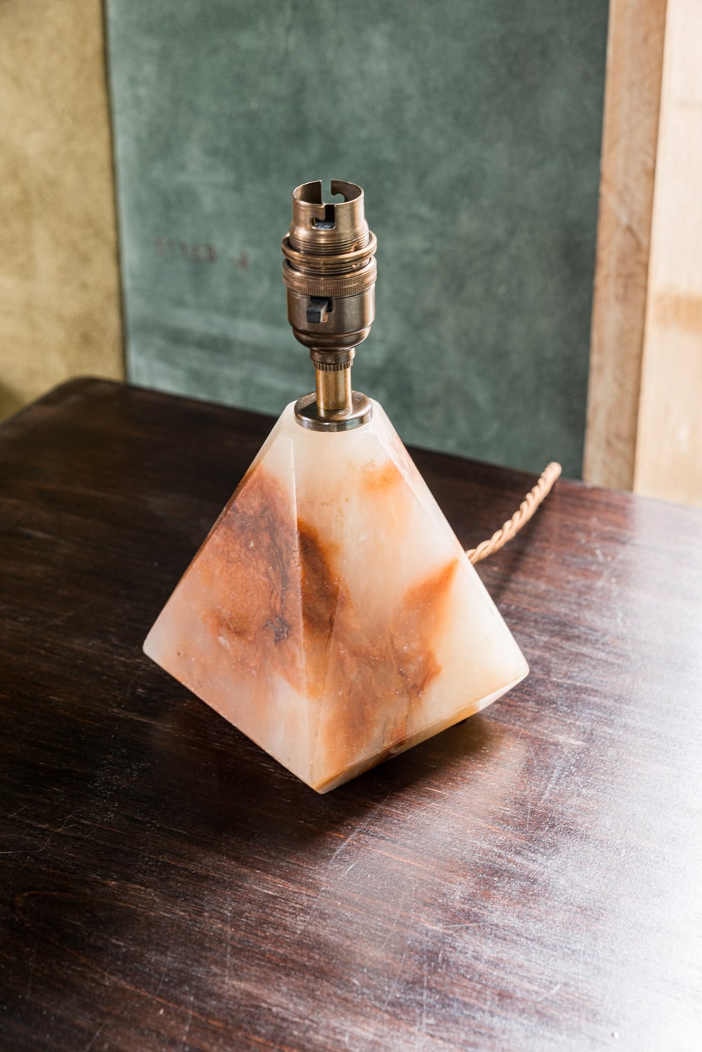 Small Alabaster Lamp #8841 - Retrouvius