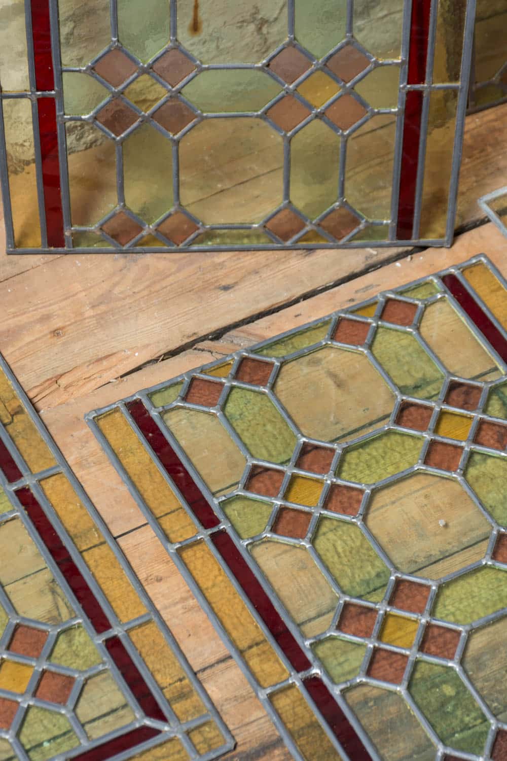 Small Stained Glass Diamond-Shaped Panels #9653 - Retrouvius