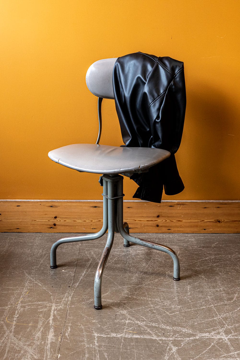 Tansad Industrial Machinists Chair #8543 - Retrouvius