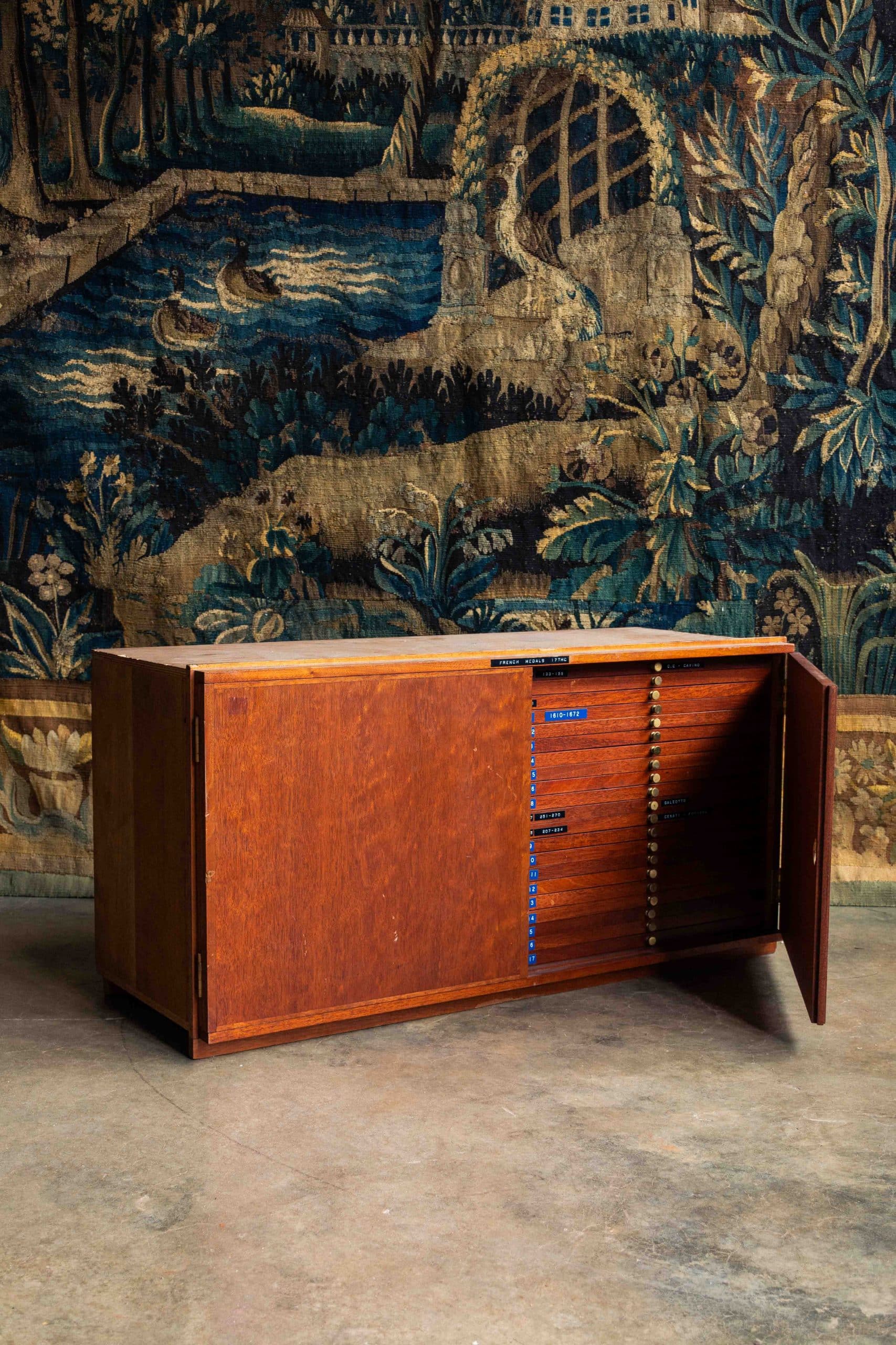 Vintage Coin Cabinets #8779 - Retrouvius