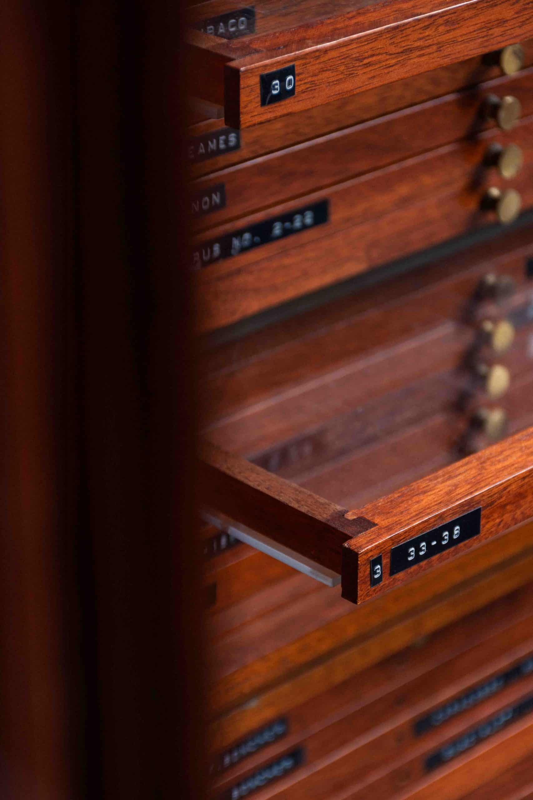 Vintage Coin Cabinets #8779 - Retrouvius