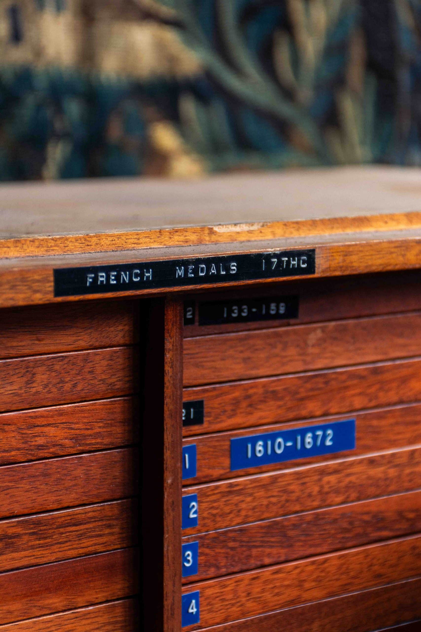 Vintage Coin Cabinets #8779 - Retrouvius
