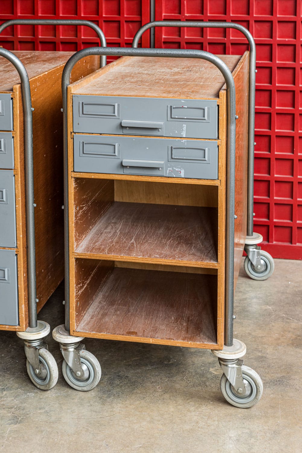 Vintage Work Trolleys #8911 - Retrouvius