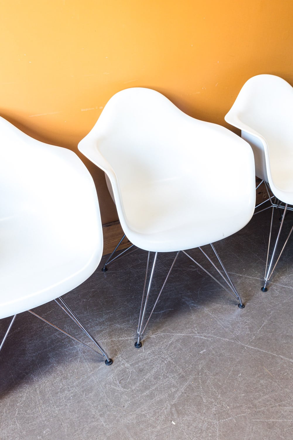 Vitra Eames DAR Chairs #8897 - Retrouvius