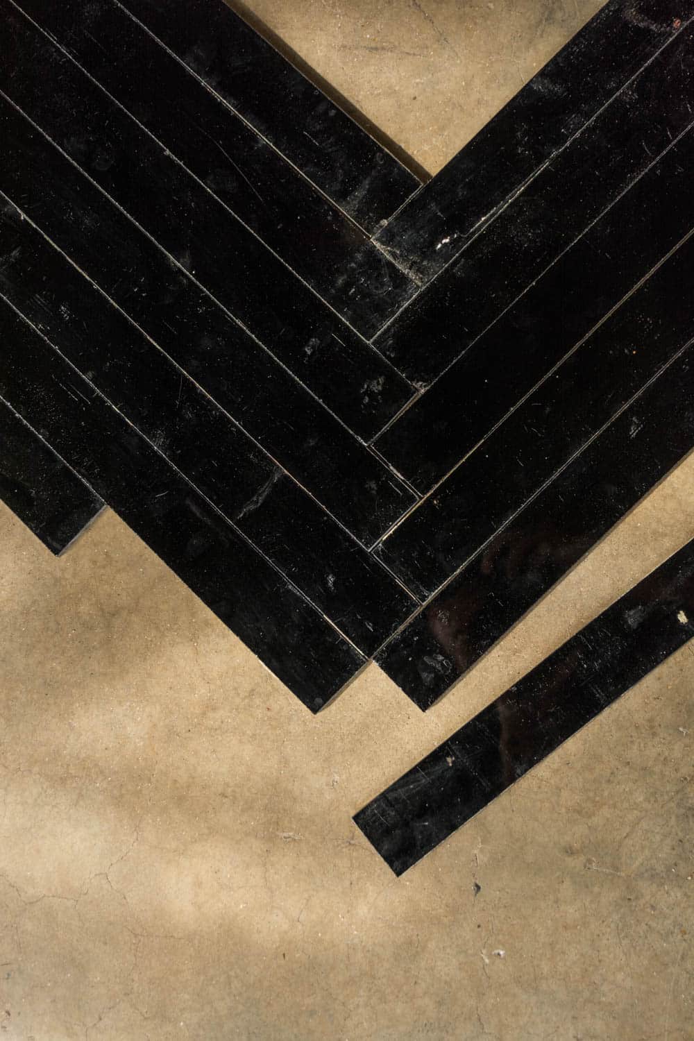 Vitrolite Glass #9972 - Retrouvius