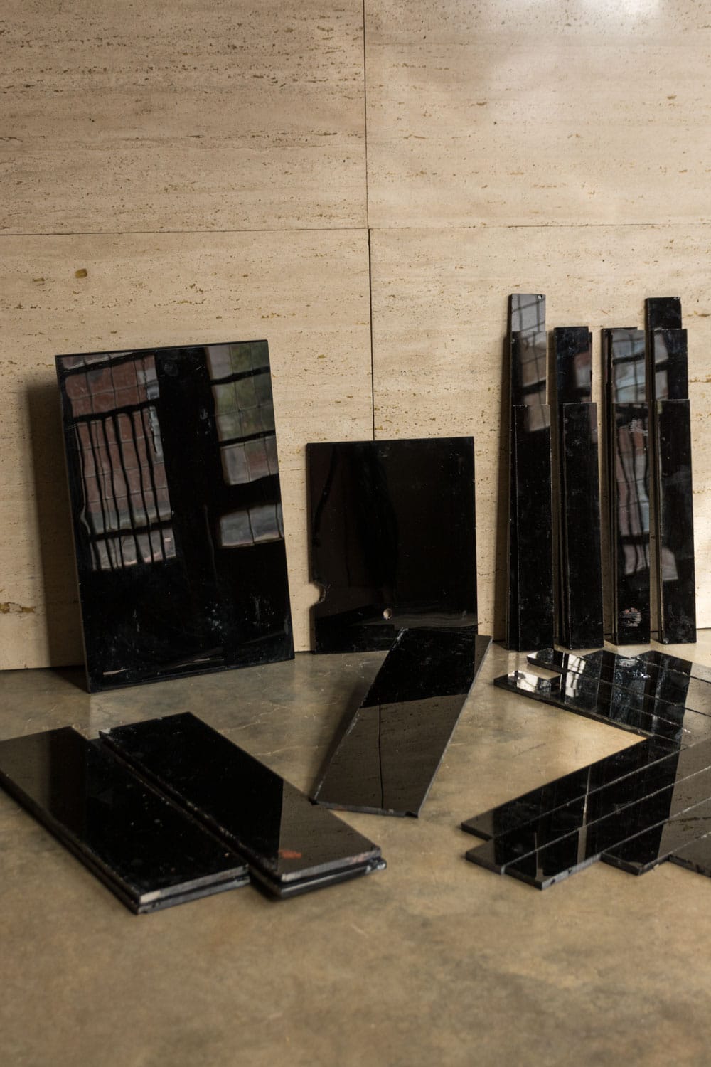 Vitrolite Glass #9972 - Retrouvius