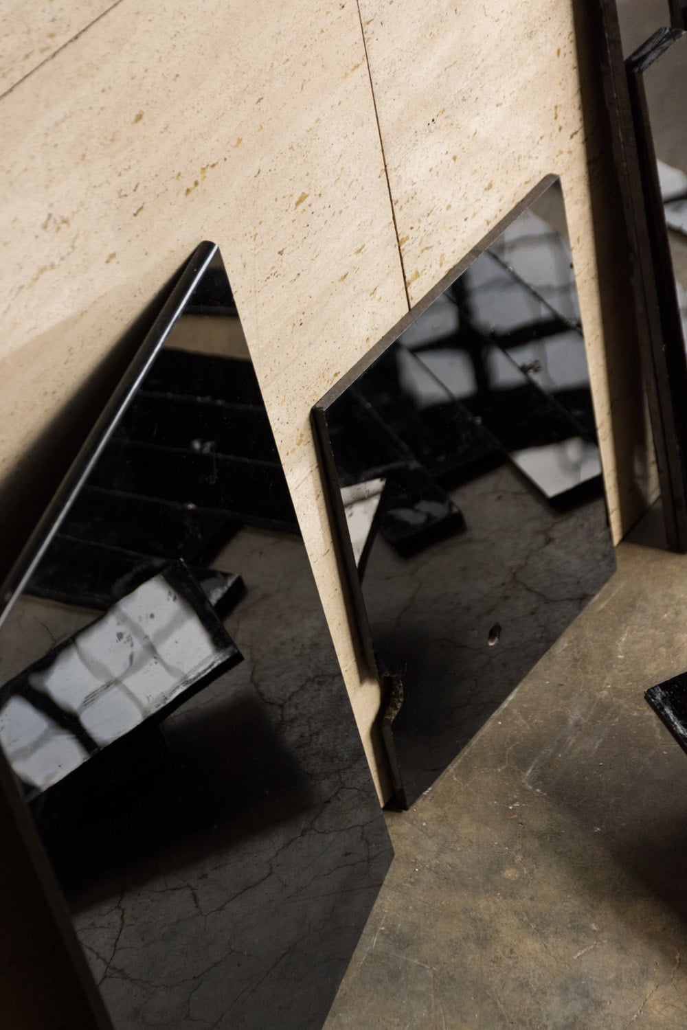 Vitrolite Glass #9972 - Retrouvius